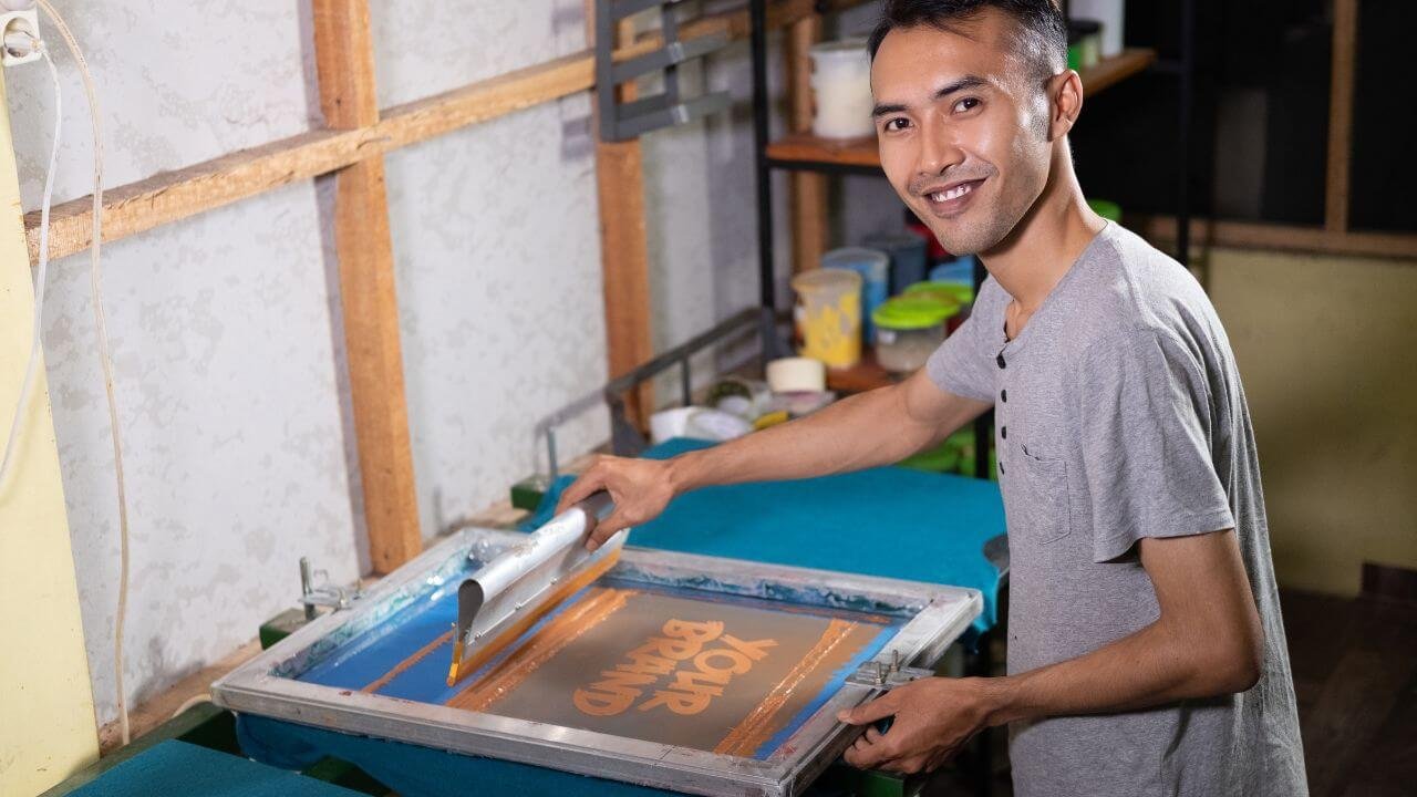 Screen Printing Vs. Direct-To-Garment Printing - CYB